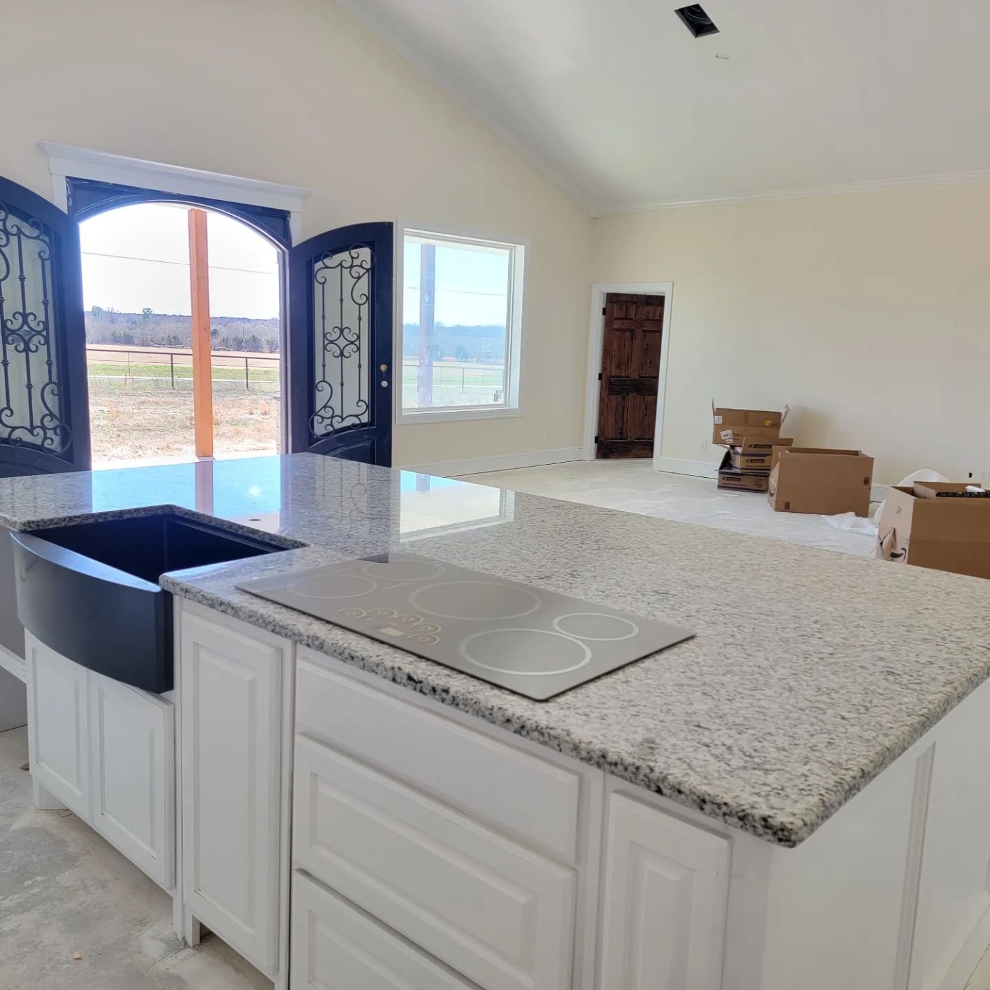 Gallery | De Leon Granite Countertops